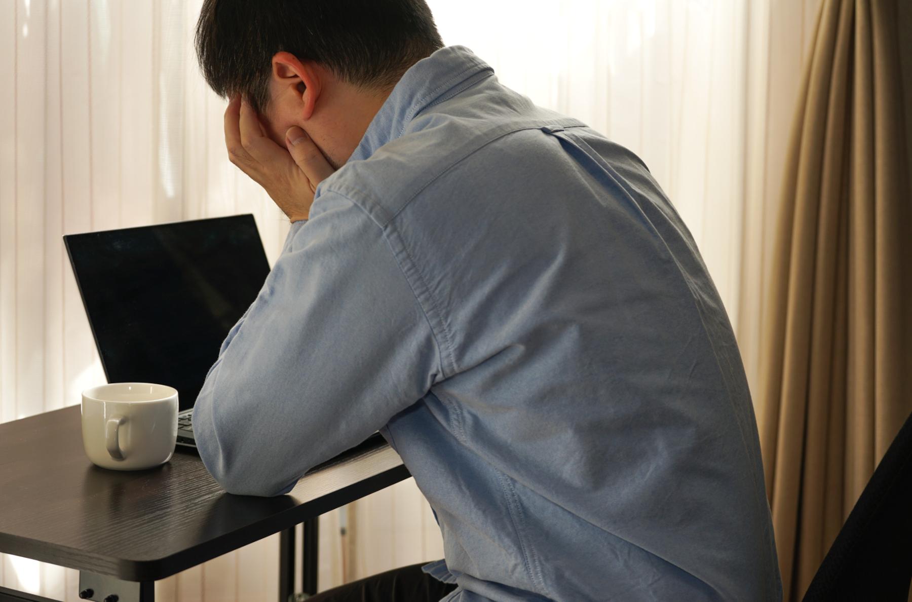 季節の変わり目に気を付けよう！「季節性うつ」への対処【栄養だより2024年10月号】 | 日本調剤（お客さま向け情報）